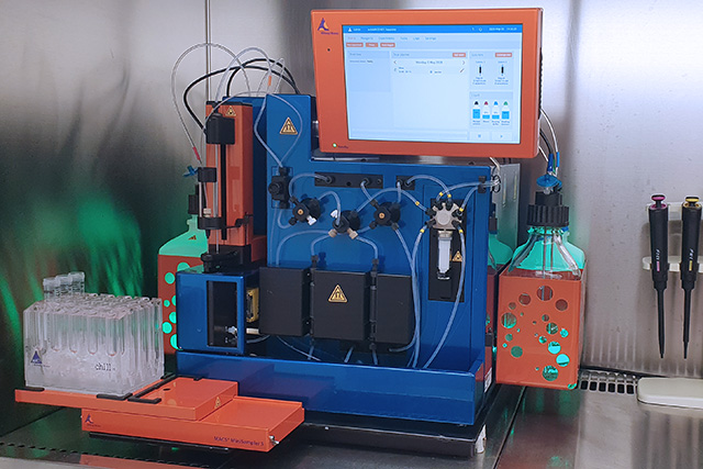 Přístrojové vybavení (v angličtině) – Ústav molekulární genetiky AV ČR ...